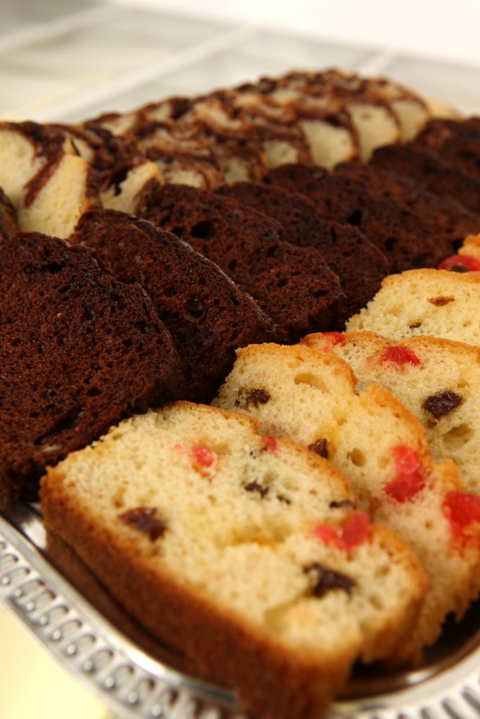 Bakery & Patisserie Platters - Cake slice platter - Yummies Deli